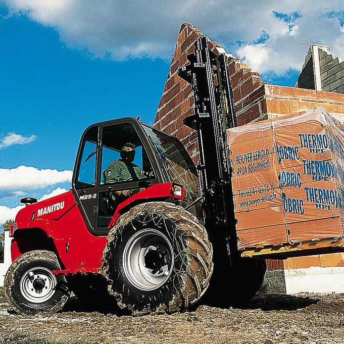 Gabelstapler auf Reifen - M 26-4 - Manitou America's, Inc.