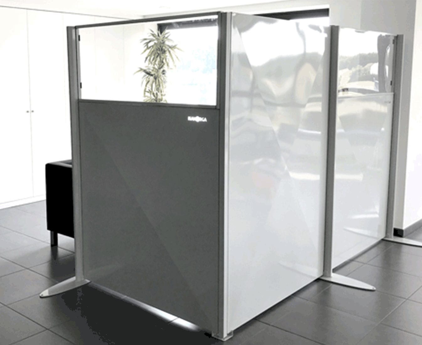 Modulare Trennwand - MANORGA - Stahl / Polycarbonat / für ...