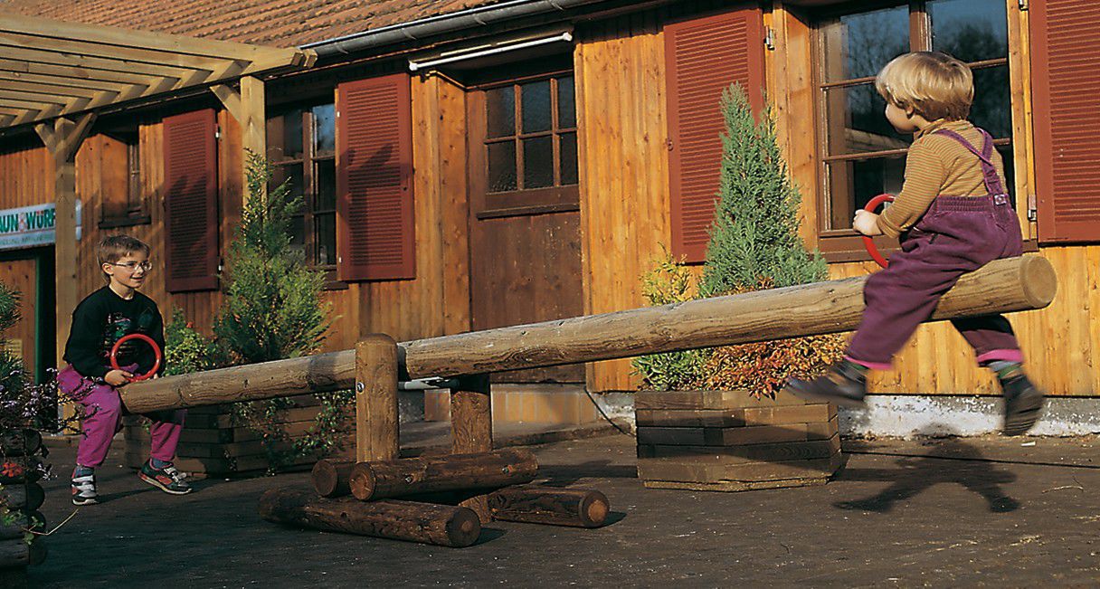 Holzwippe - TILMAN - Braun Wuerfele - Spielplatz