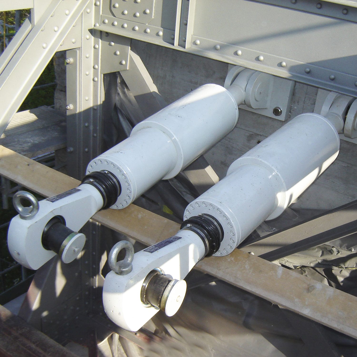 Seismischer Dämpfer - RESTON-STU - Mageba