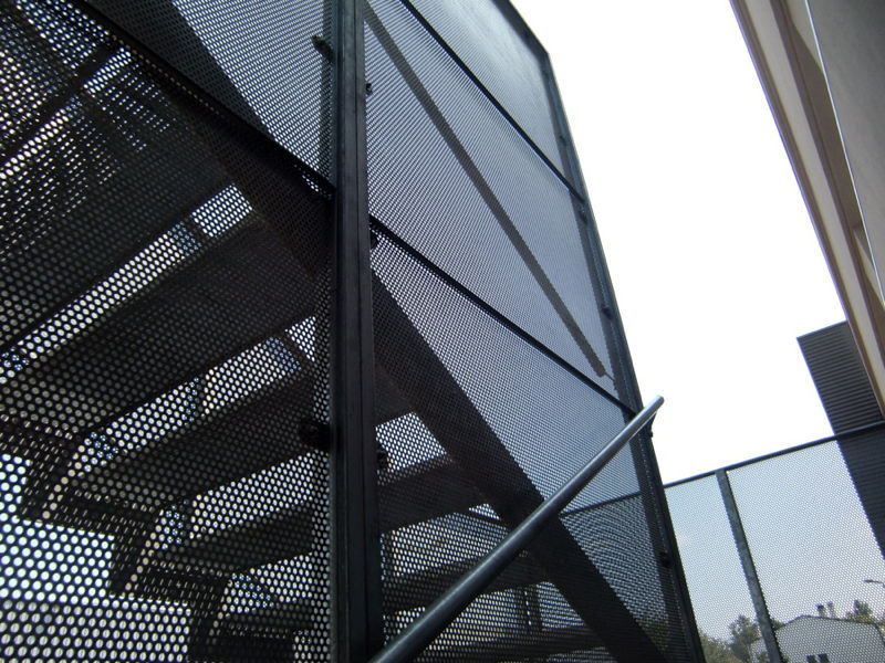 Blech-Stufe - Grigliati Baldassar S.r.l. - rutschfest / Gitter