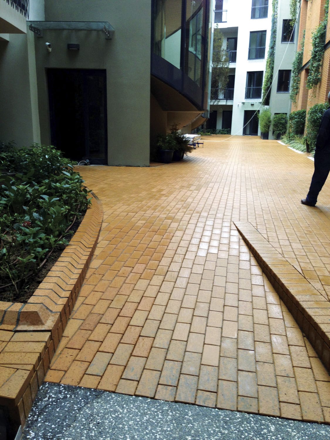 Rinnstein-Randstein - BT - Isiklar Building Materials Inc. - für Garten ...