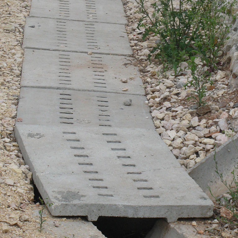 Schlitz-Abflussrinne - U - Farcimar - Stahlbeton / Straßen / Regenwasser