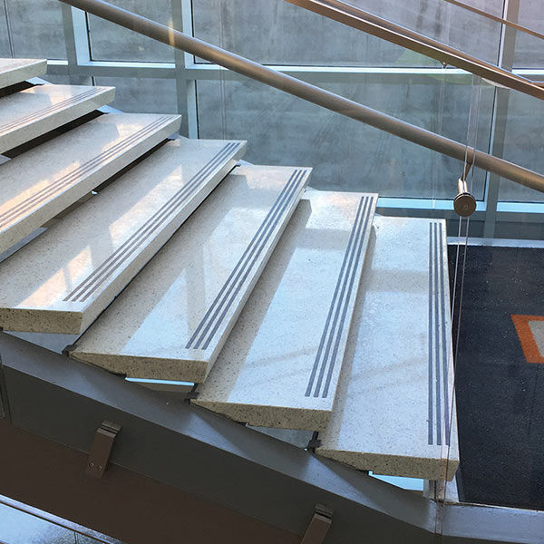 Epoxidstufe - Tectura Designs - Terrazzo