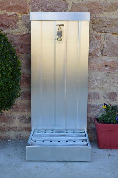 Garten-Springbrunnen - IRIS - MISTERZINC - Zink / modern