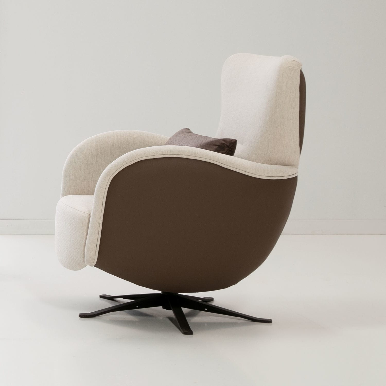 Moderner Sessel - Mariposa - Raga - Stoff / Leder / Kunstleder