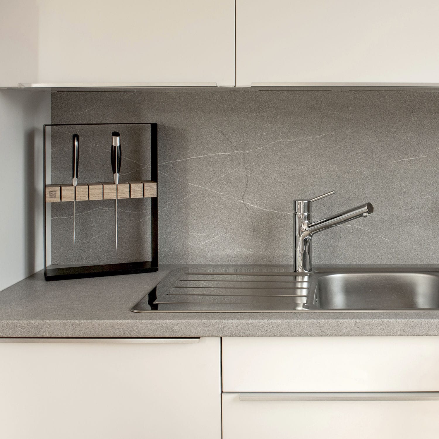 Blech-Messerblock - NIO - 3S design - Stahl / Eiche