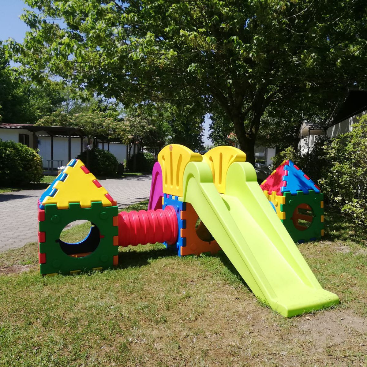 Gerade Rutsche - CUBIC TOY I 2000 - GOLDEN GAMES SRL - für Spielplätze