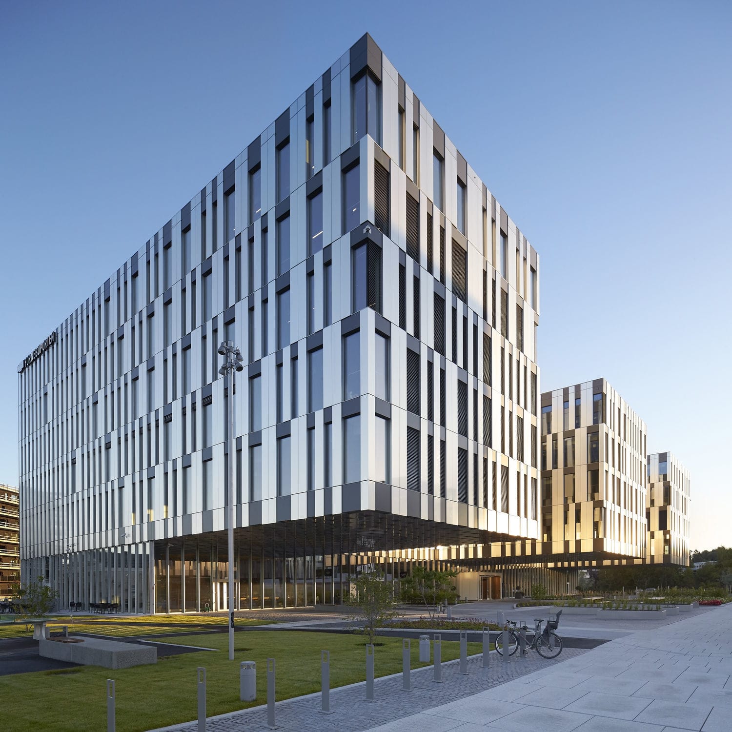 Paneel-Fassadenverkleidung - FORNEBUPORTEN - ALUCOBOND - Aluminium ...