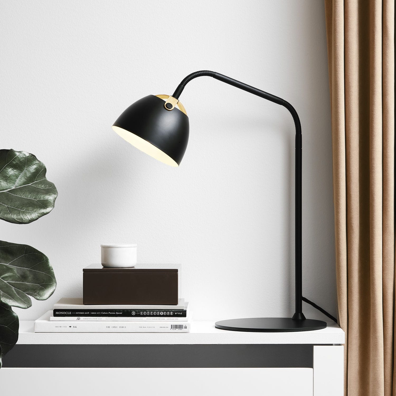 Tischlampe - OSLO - Halo Design - Metall / Eiche / skandinavisches Design