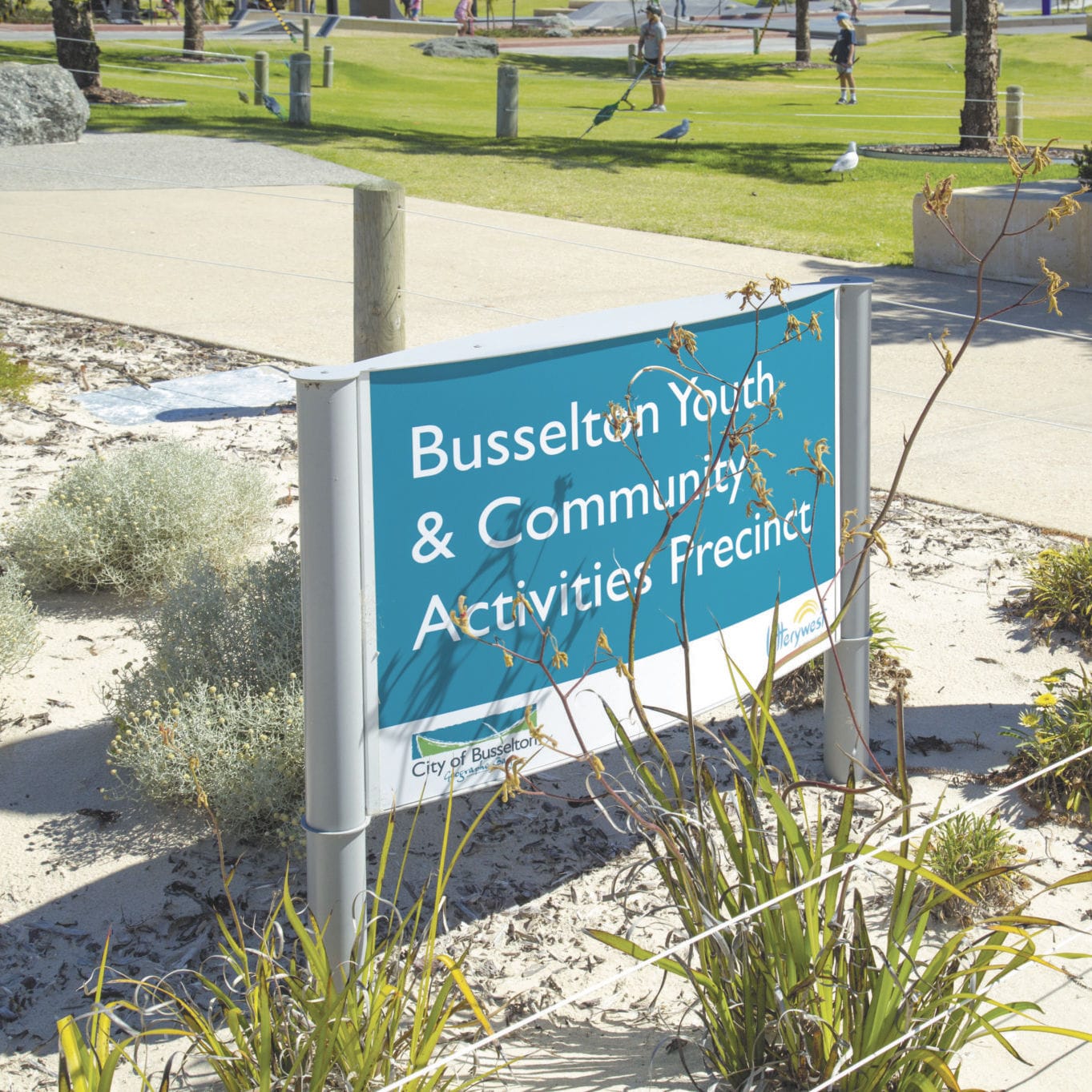 Bodenstehendes Schild - FLEXISIGN HORIZONTAL - CIVIQ - hängend ...