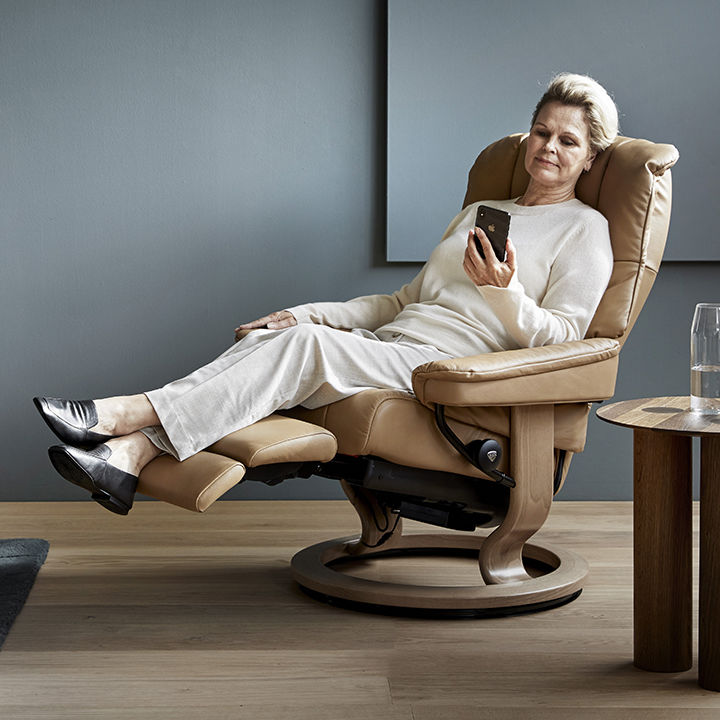 Moderner Relaxsessel - MAYFAIR - Stressless - Leder / Stoff ...