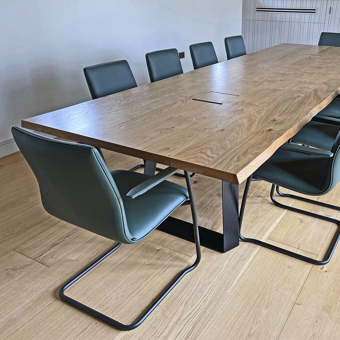 Moderner Tisch - ASPECT - WILLIAM HANDS - Holz / Metall / Gestell aus ...