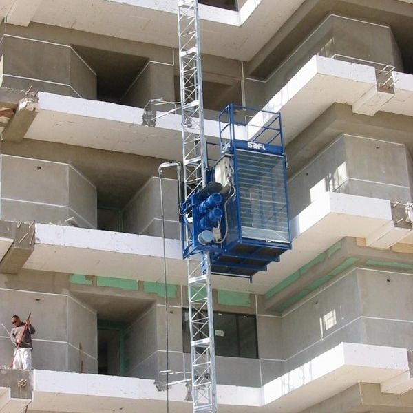 Lastenaufzug für Baustellen - SCAF AS - Safi Group srl - Industrie ...