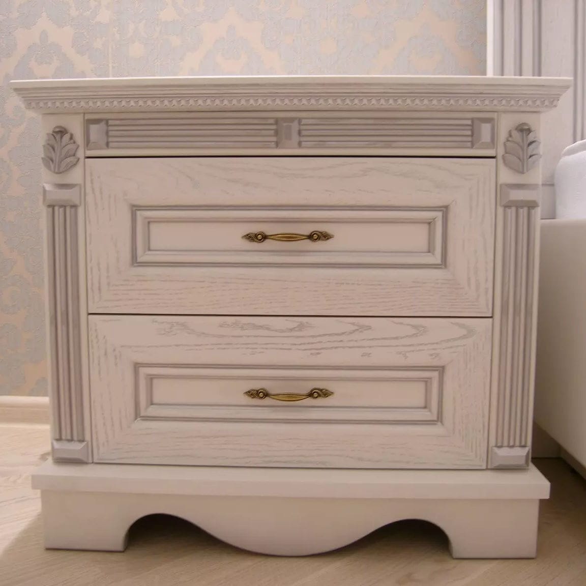 Moderner Nachttisch - IN WOOD LLC - Holz / Gestell aus Holz / quadratisch