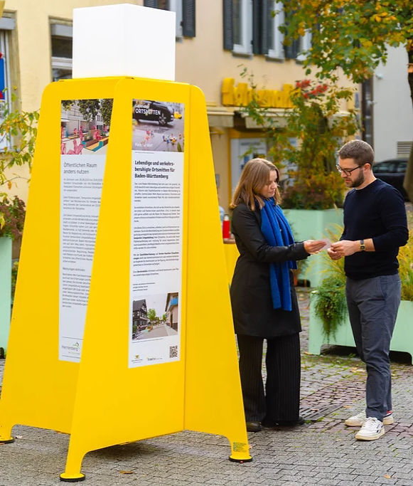 Infotafel für öffentliche Bereiche - MITGEMACHT - CITY DECKS - mit ...