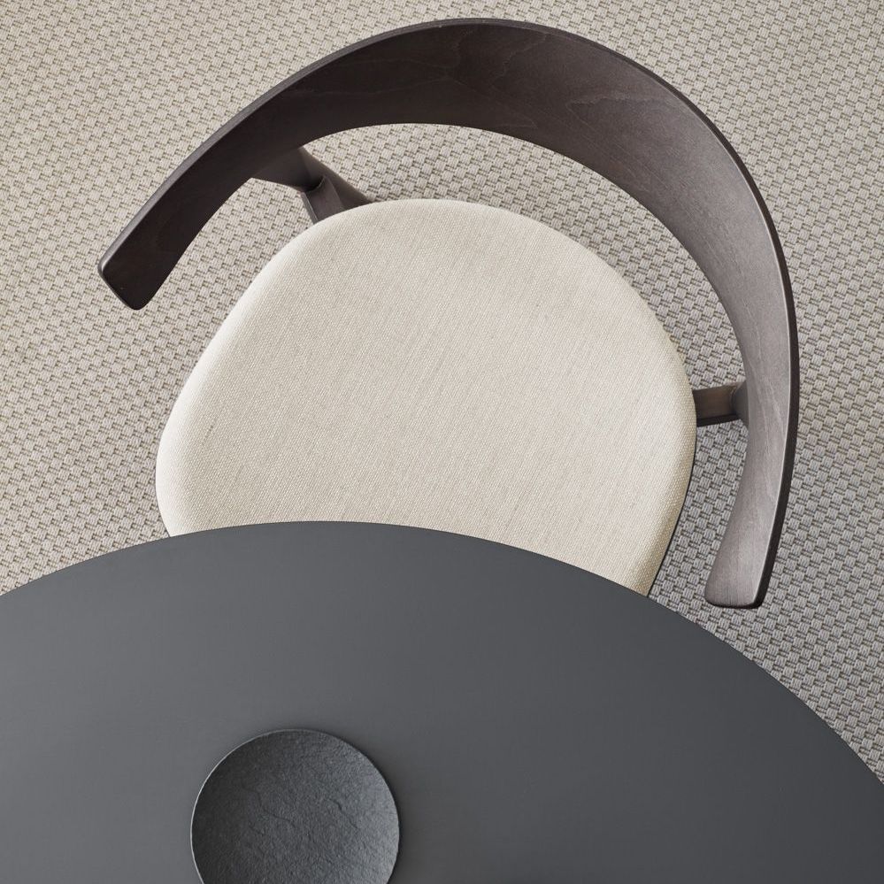 Moderner Stuhl - NIX - CAPDELL - für den Innenraum / Stoff / Massivholz