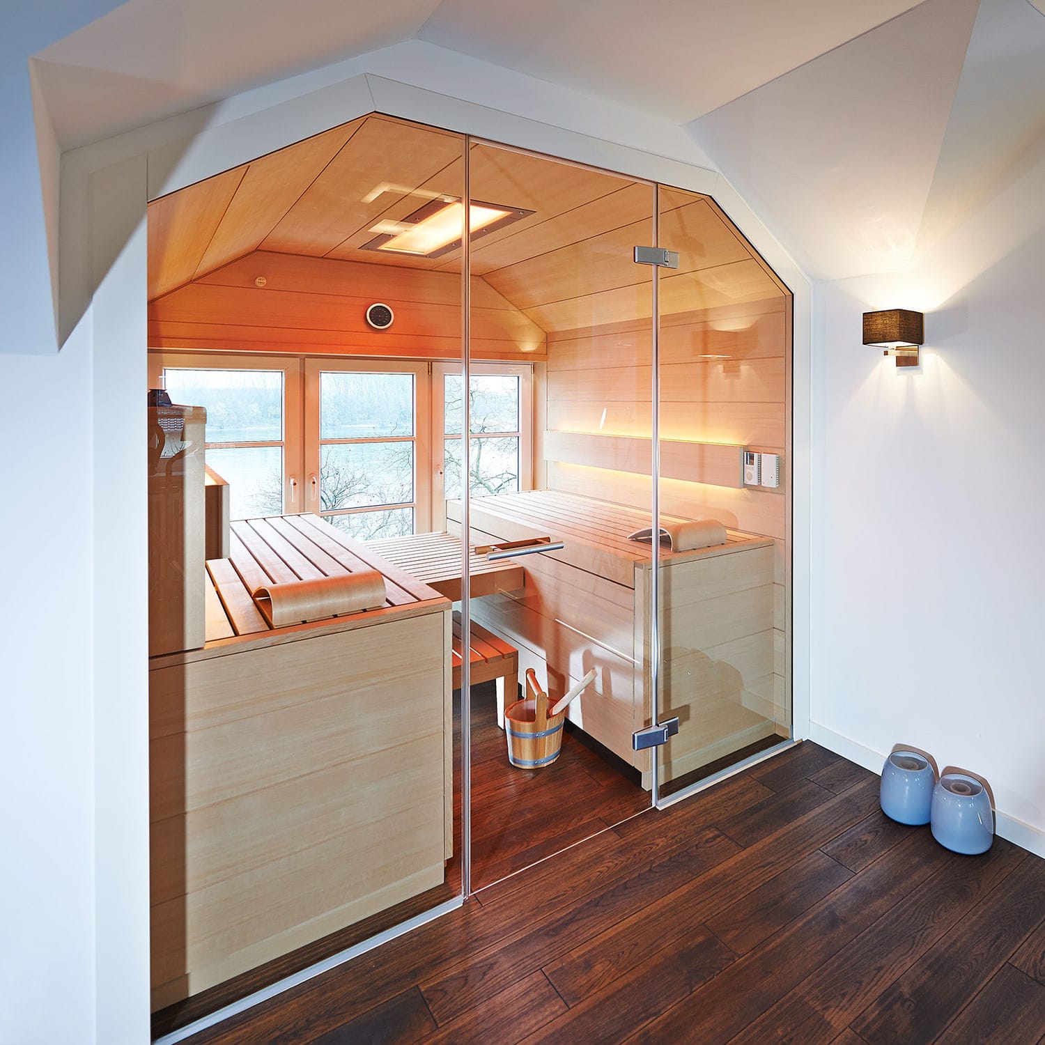 Sauna für Privatgebrauch - KLAFS - Holz / für den Innenbereich / Fertigbau