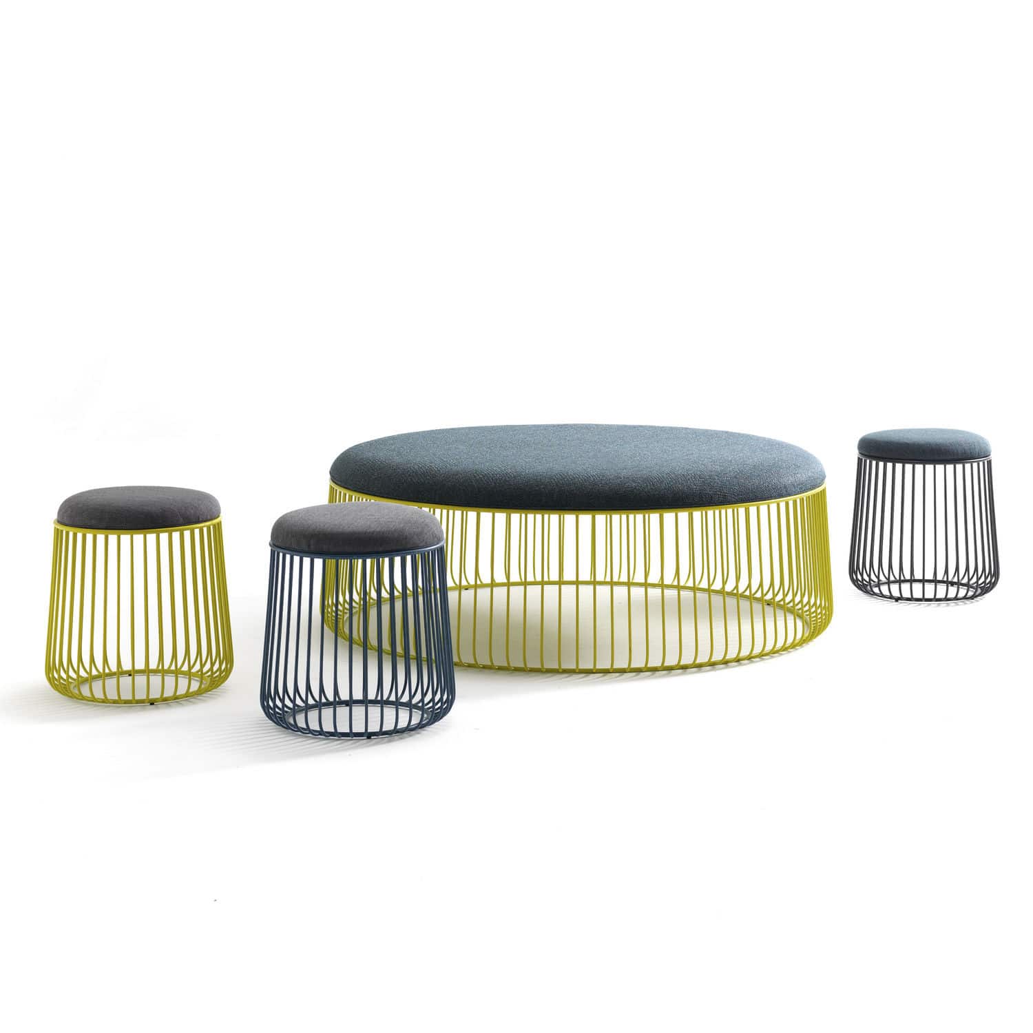 Moderner Hocker - BRUCE - BERTO - Stoff / Gestell aus Edelstahl / mit ...