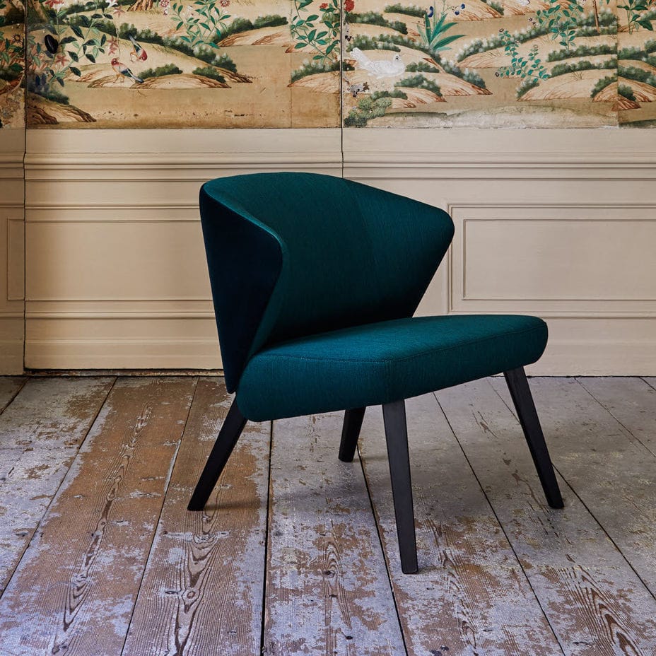 Moderner Kaminsessel - BACK ME UP - MONTIS - Leder / Stoff / Holz