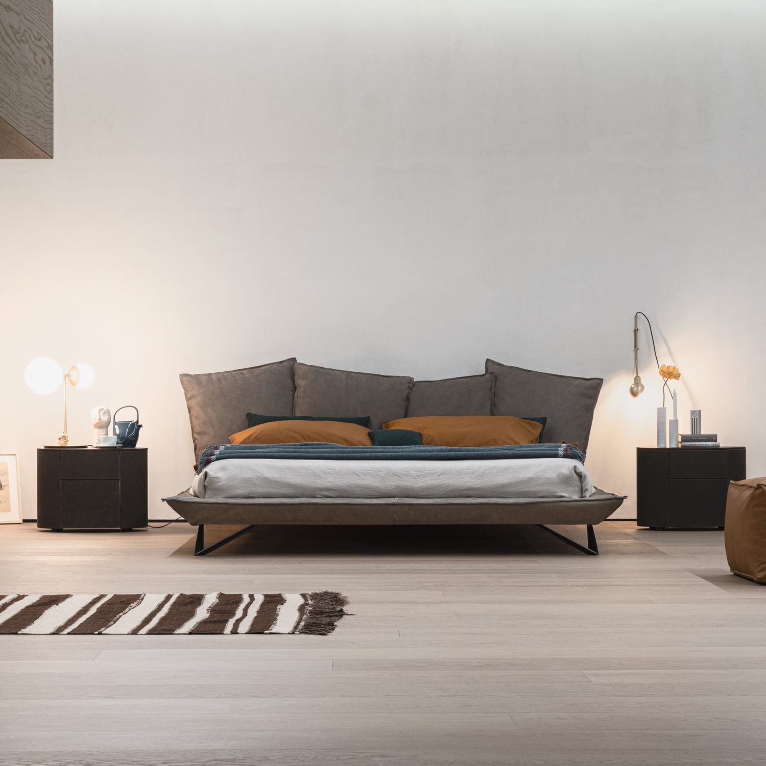 Doppelbett - DON - cierre - modern / Polster / Kopfteil