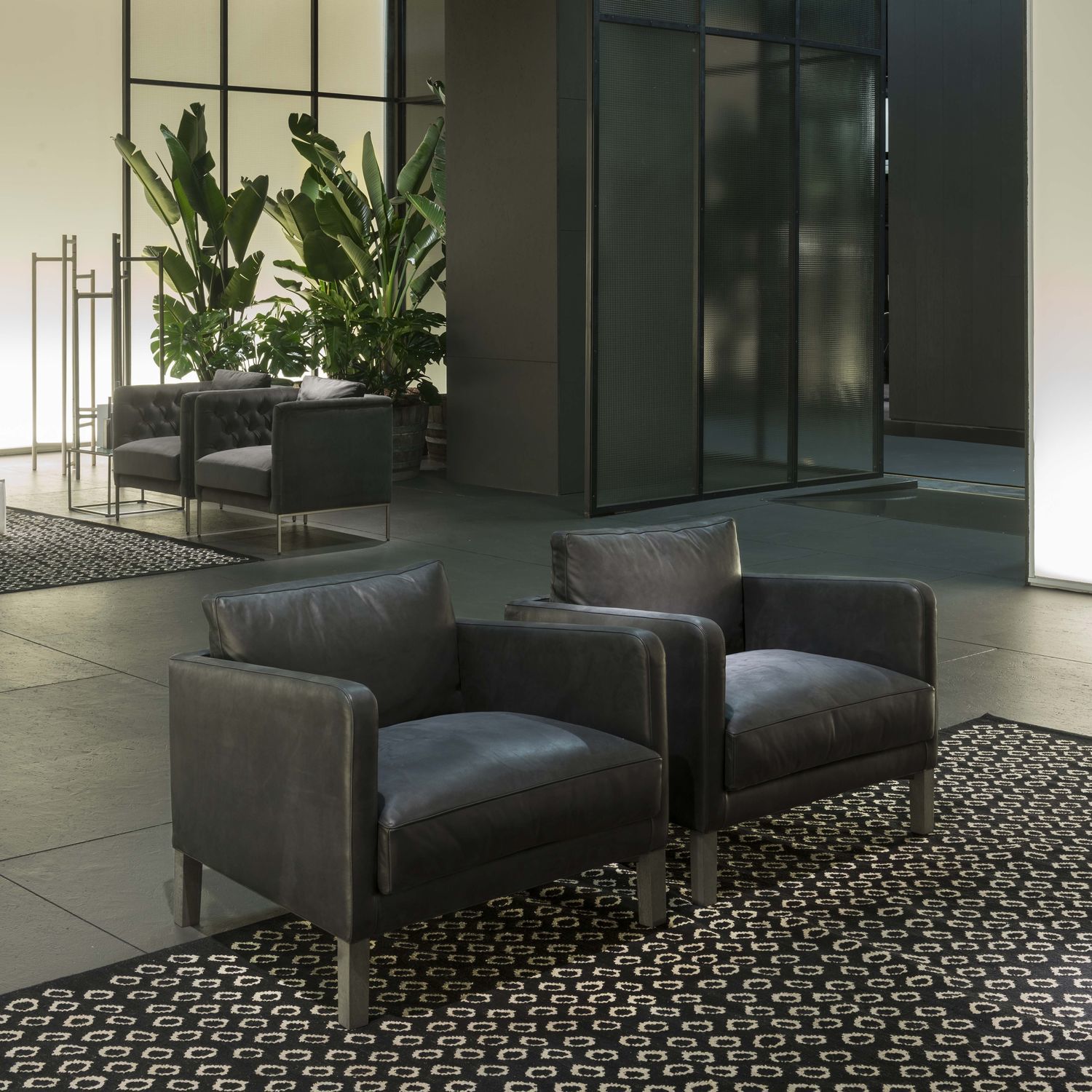 Moderner Sessel - Dumas - Living Divani - Stoff / Leder / Holz