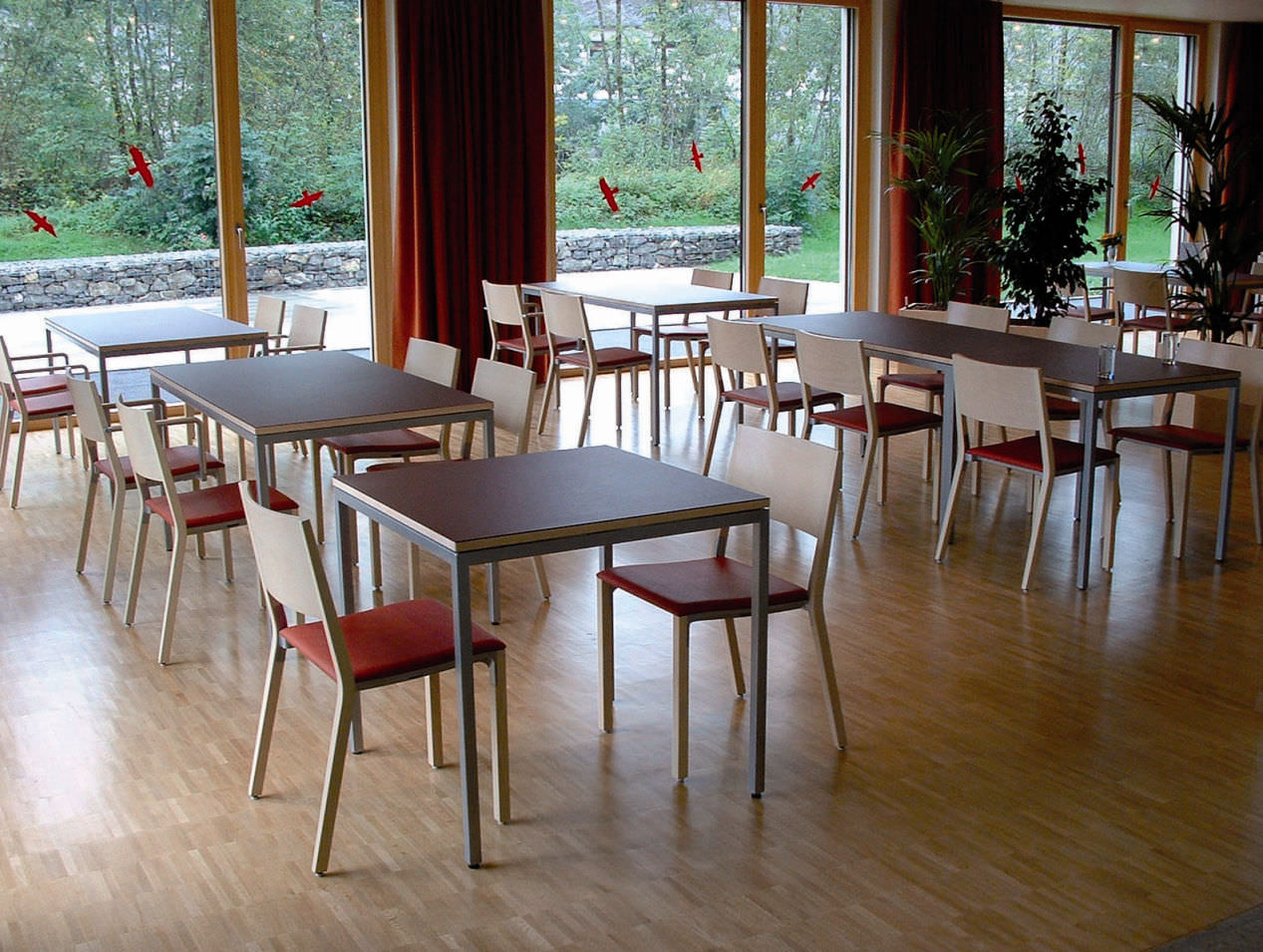 Moderner Tisch - ECO - DIETIKER - HPL / rechteckig / für Restaurants