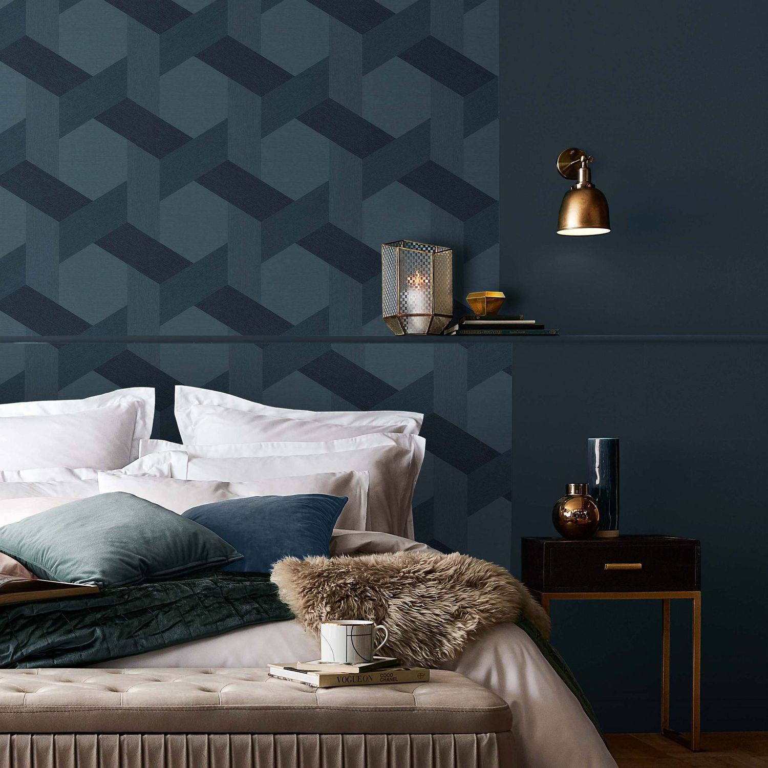 Moderne Tapete - FRACTAL NAVY - Graham & Brown - mit geometrischen ...