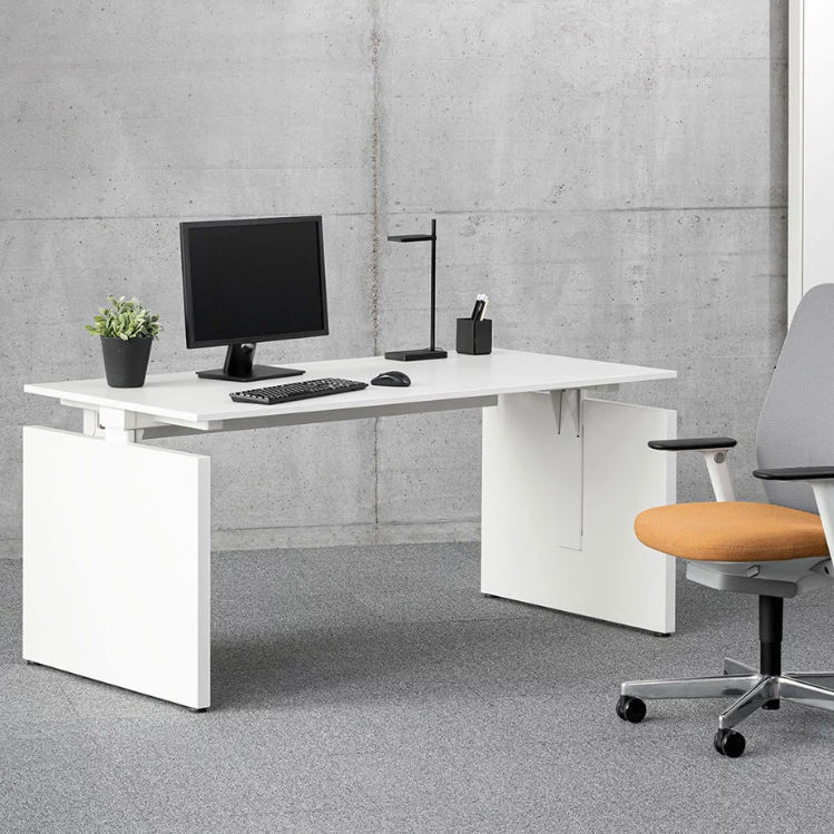 Bodenstehender Schreibtisch - CLASSIC - Bene GmbH - modern / Eiche ...