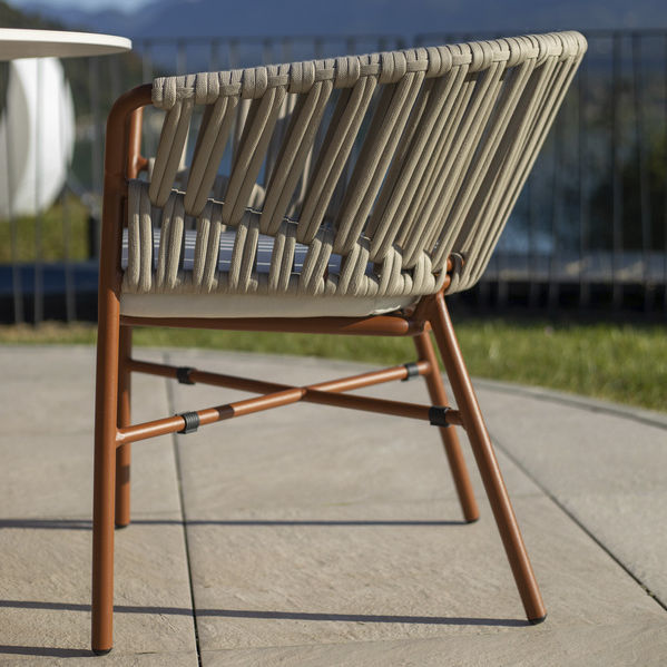Moderner Sessel - FLY - DRIGANI SRL - Stoff / Schaumstoff / Aluminium