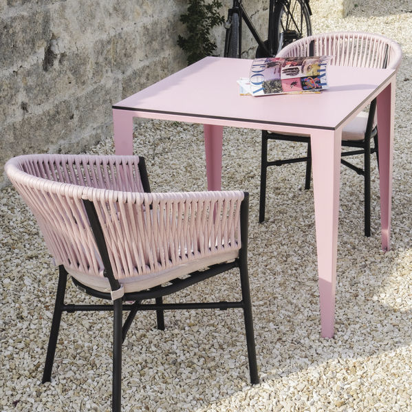 Moderner Tisch - PALOMA - DRIGANI SRL - HPL / Gestell aus HPL / quadratisch