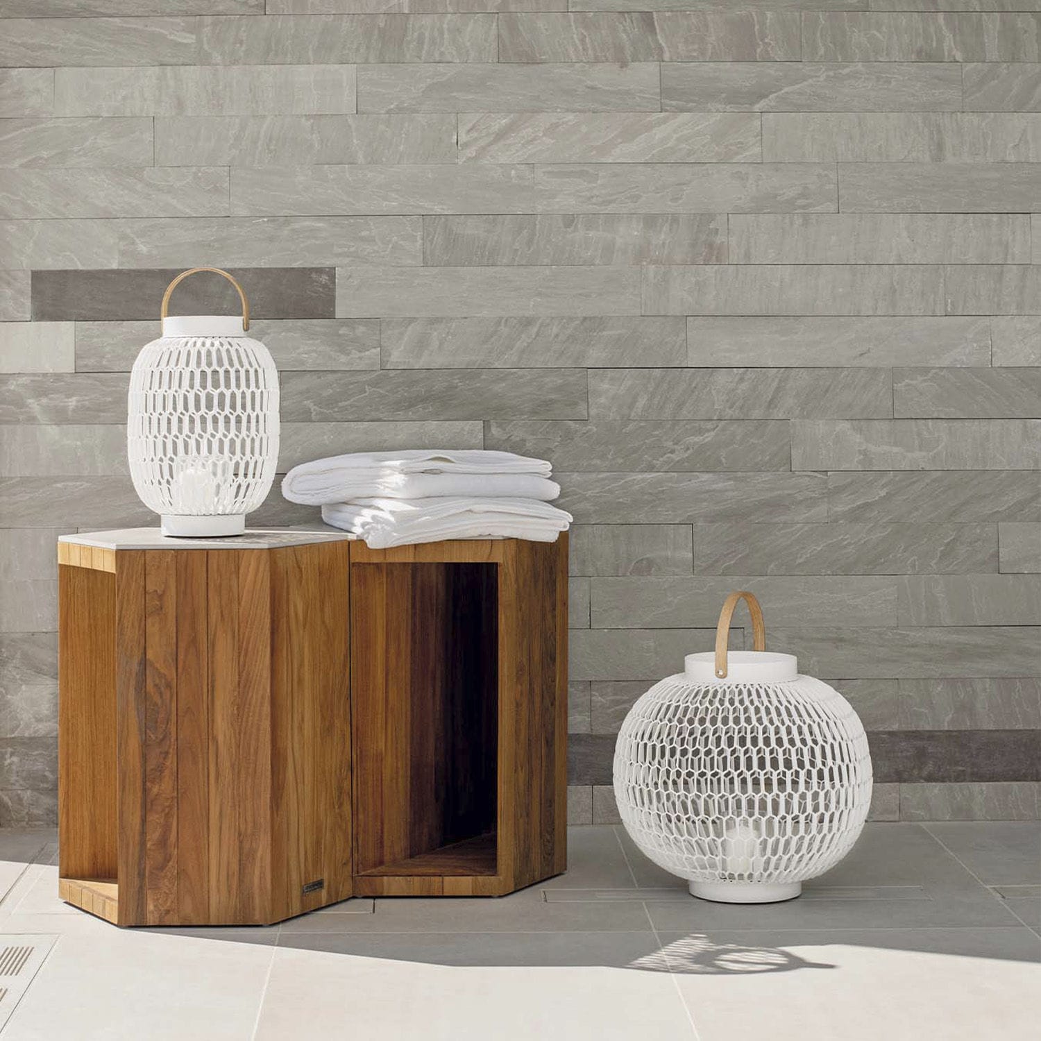 Moderne Laterne - SWITCH : L;XL - Atmosphera - Aluminium / LED / sphärisch