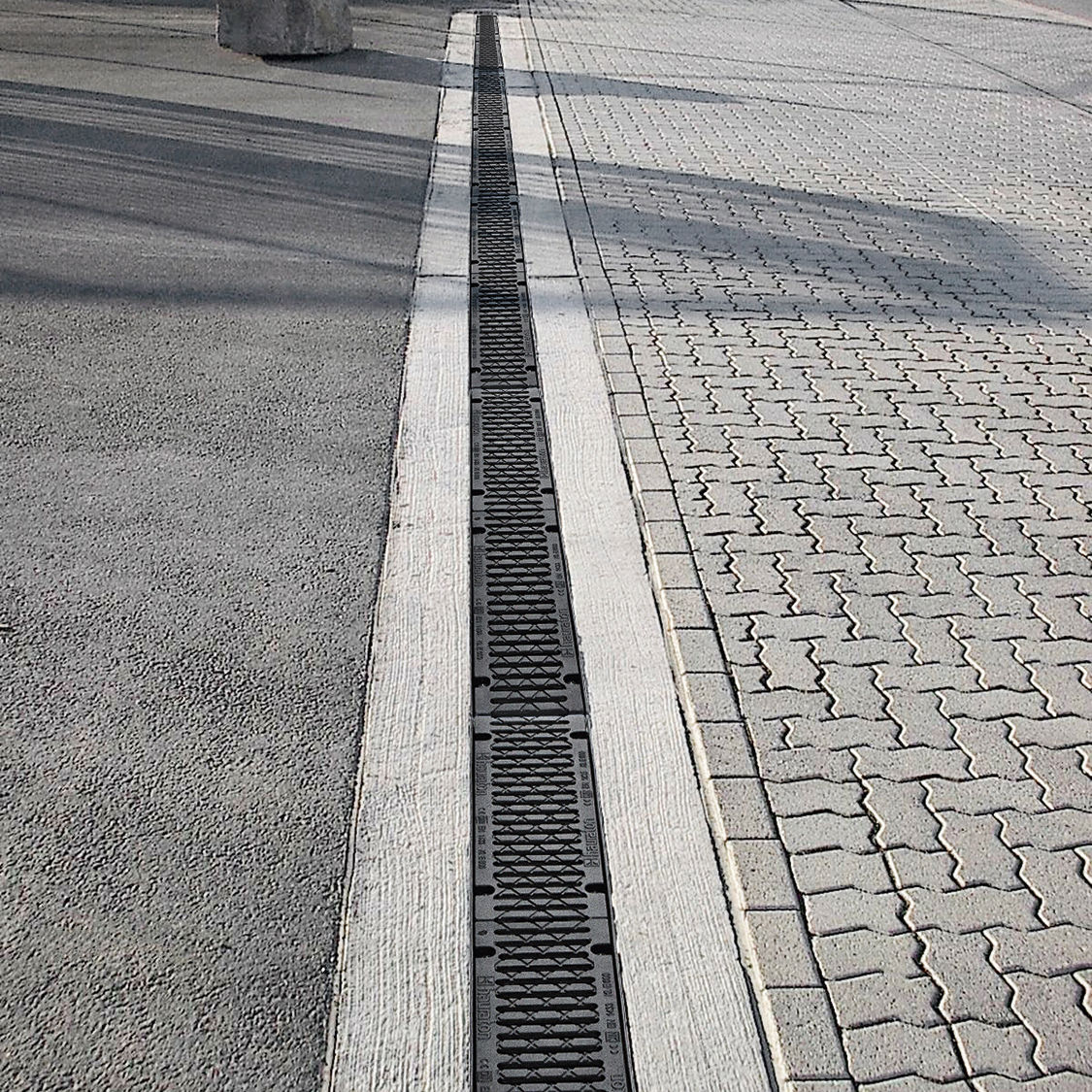Gitter-Abflussrinne - RECYFIX NC - HAURATON - Verbundwerkstoff ...