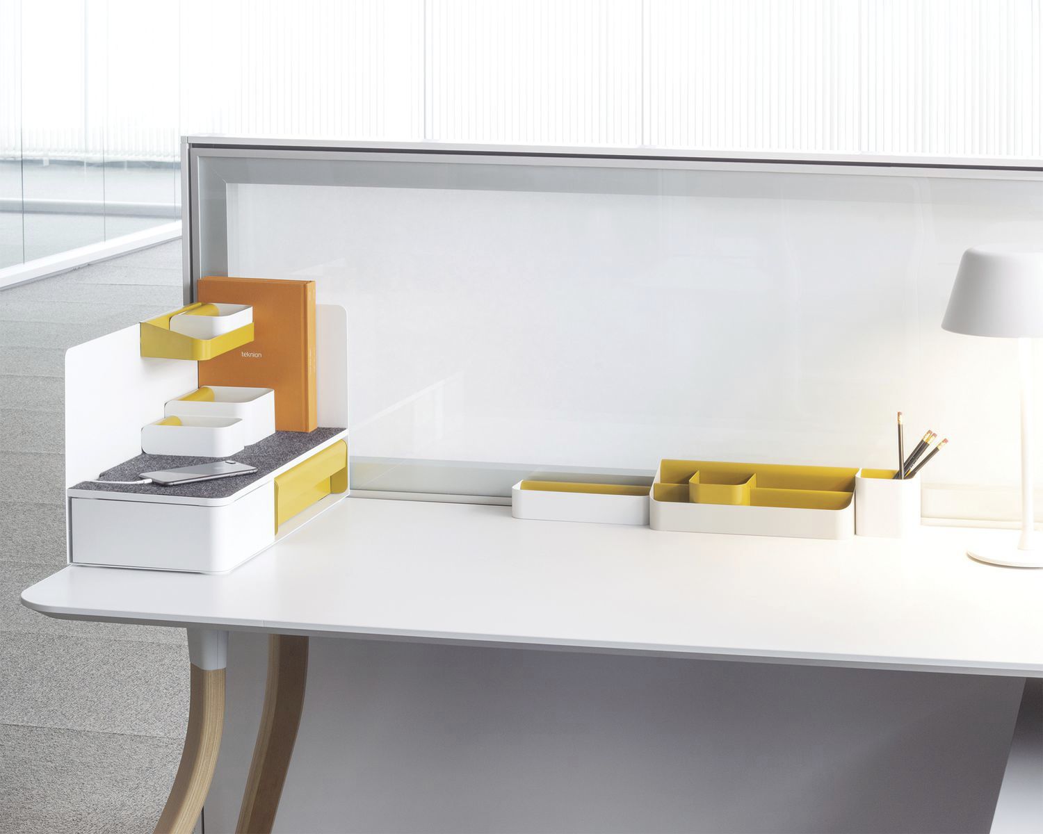 Ablage für Bürobedarf - Teknion