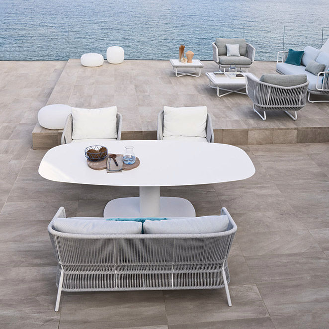 Moderner Esstisch - Big Low - Varaschin - HPL / Keramik / Gestell aus Stahl