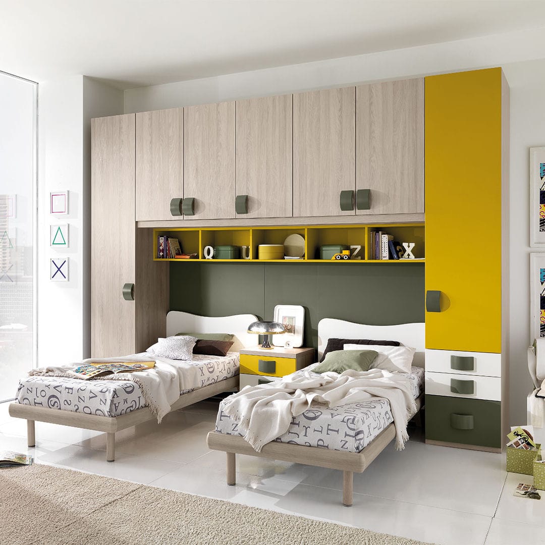 Moderner Kleiderschrank - CM26 - GIESSEGI - lackiertes Holz / mit ...