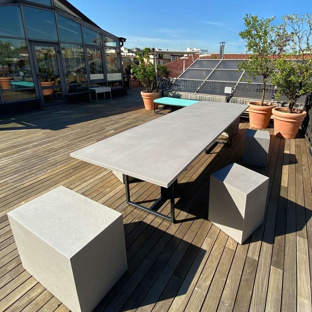 Moderner Tisch - Tecnè - Bsinergy - Stein / Gestell aus Metall / rechteckig