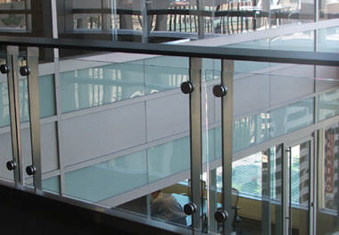 Glas-Handlauf - SIMO RAIL - TUTTLE RAILING - Edelstahl