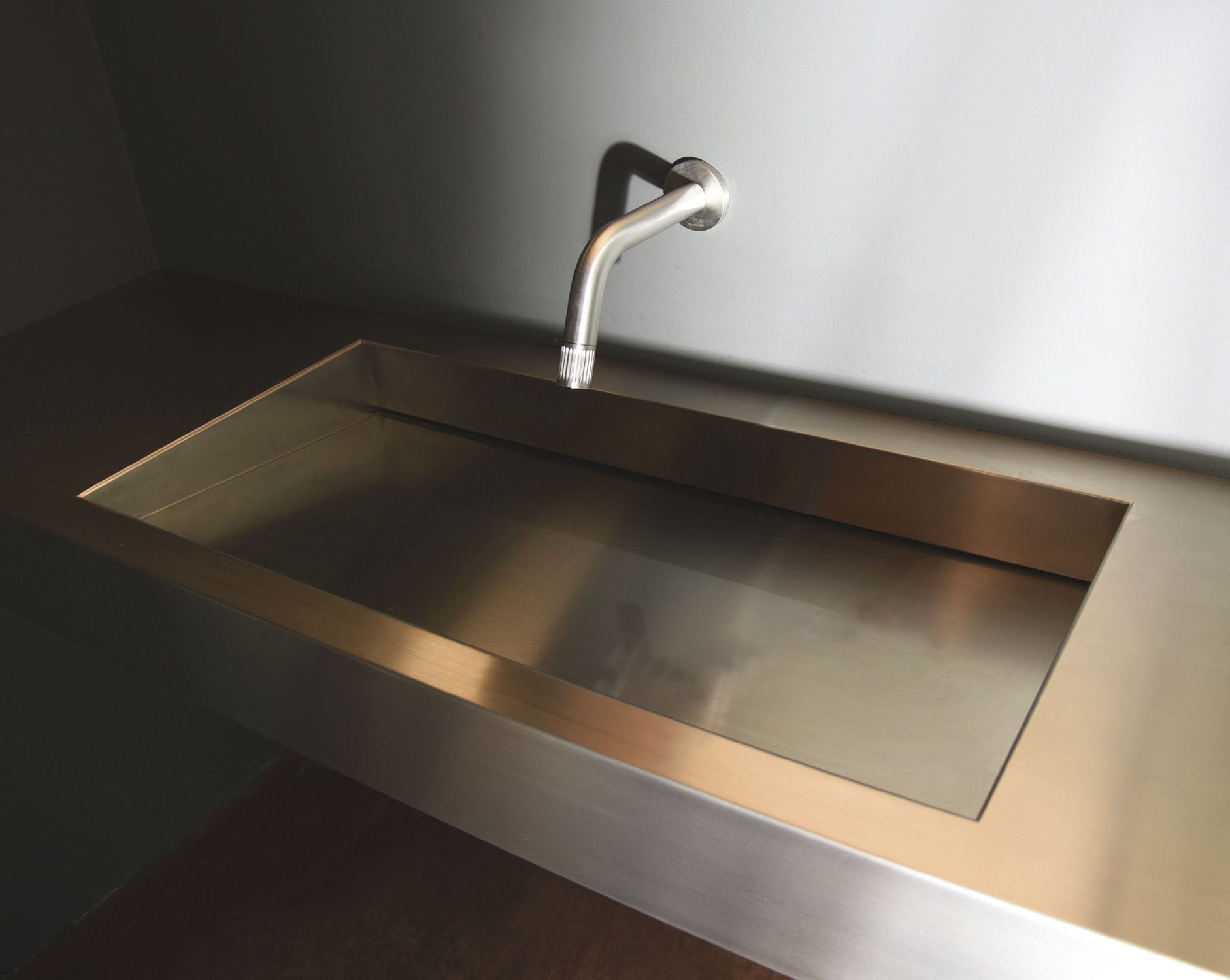 Wand-Waschbecken - FOSS - Componendo - Edelstahl / nach Maß / individuell gestaltbar