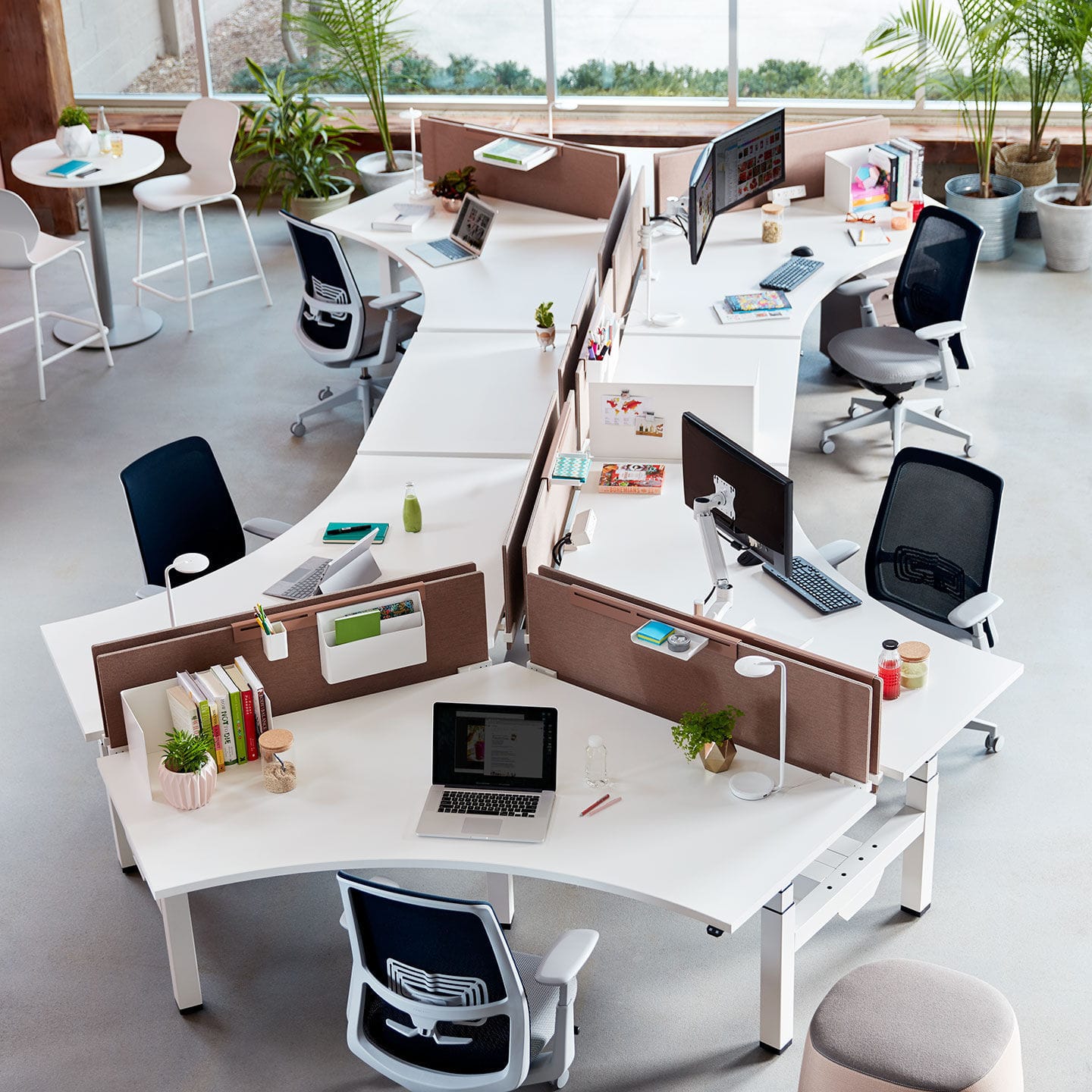 Tisch-Bürotrennwand - BELONG - Haworth - Stoff / Glas / Laminat