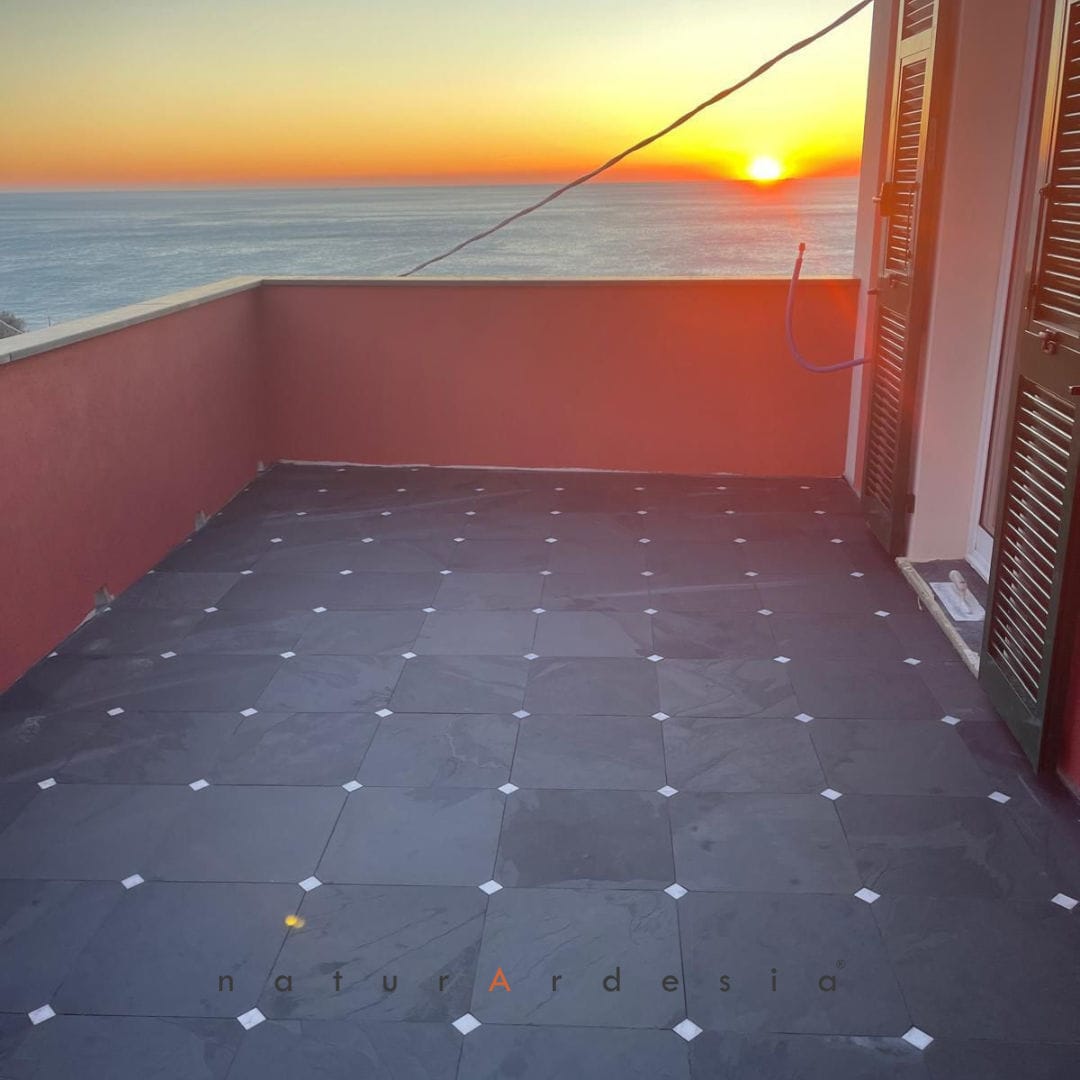 Schiefer-Fliesen - BLACK SLATE + WHITE CARRARA MARBLE - MAP Slate Srl ...