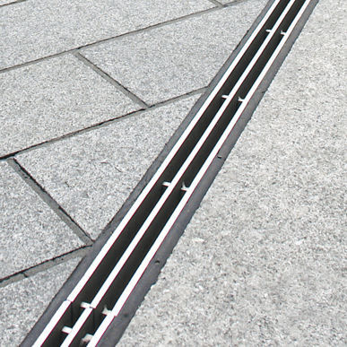 Gitter-Abflussrinne - Brickslot ST - ACO Building Drainage - seitliche ...