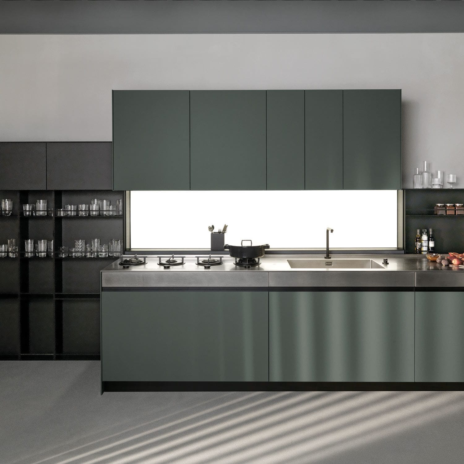 Moderne Küche - SEI - Euromobil spa - Stahl / NTM Fenix® / grün