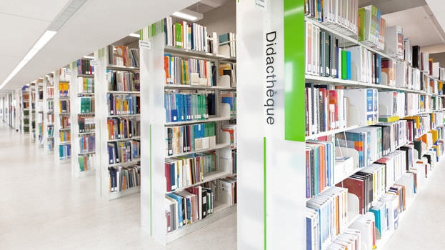 Regalsystem für Bibliotheken - AETNASTAK® - MONTEL - mit Überhang / Metall