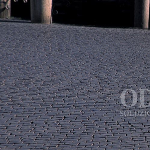 Bordstein-Randstein - GEA'S - ODORIZZI soluzioni in pietra - Rinnstein ...