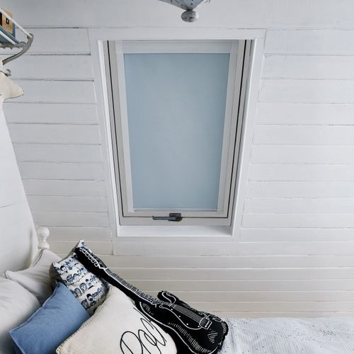 Stoffrollo - Bloc Blinds - Verdunkelung / maßgefertigt / für Dachfenster