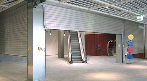 Rolltor aus Metall - AQUISO® T30 / E12 30 - Jansen Tore GmbH & Co. KG