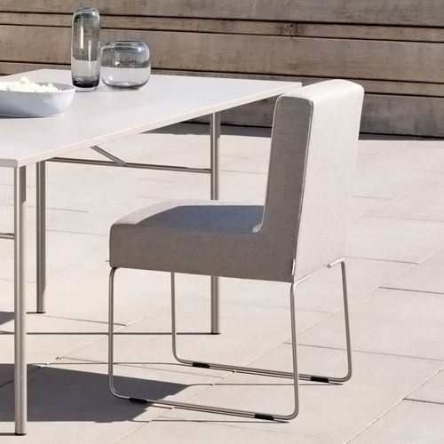 Moderner Gartenstuhl CHER april furniture Edelstahl Gestell aus rostfreiem Edelstahl Polster